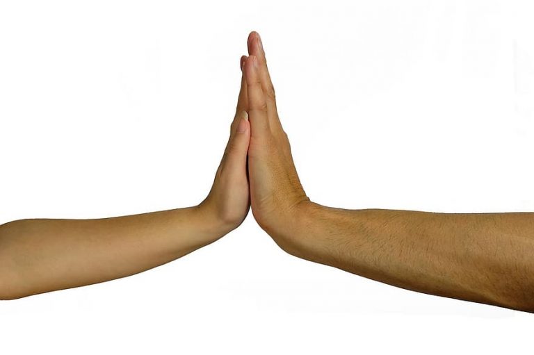 chocando manos | Sewervac